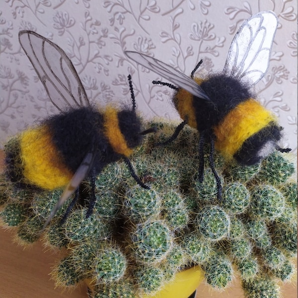 Needle Felted Bee - Etsy