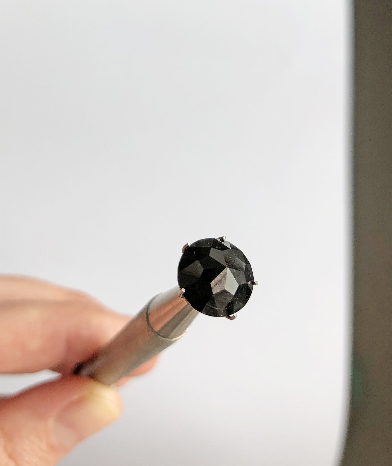 Natural Hypersthene 10x7.7 mm 5.2 ct Hypersthene Round Black | Etsy