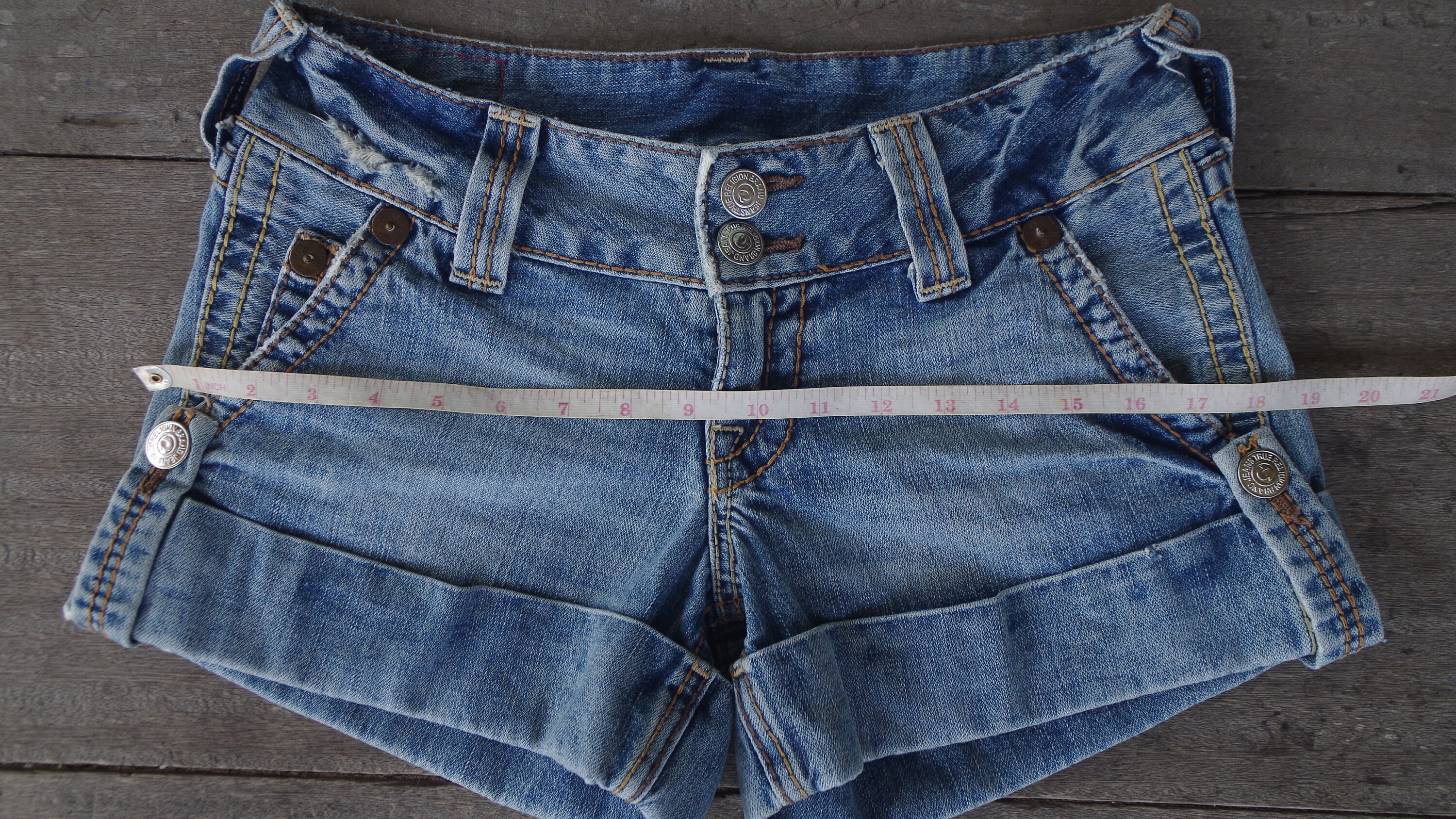Beautiful ,true Religion Shorts W26 W27 ,super Low Waist W29, for Women ...