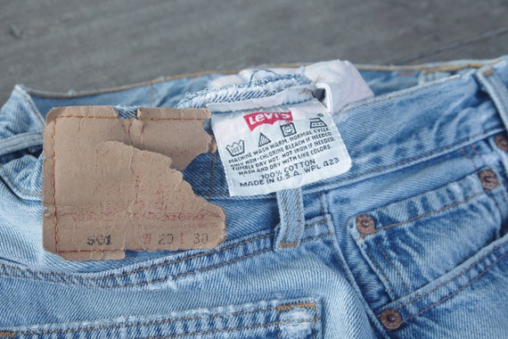 Faded Jeans, Vintage Levis 501 Cut off W26 W27 ,levis for Faded Jeans, Vintage Levis 501 Cut off W26 W27 ,levis for