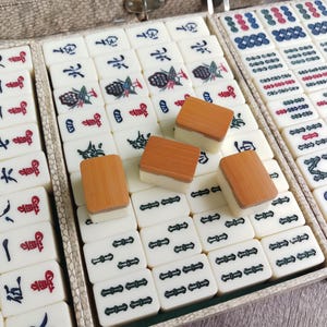 Beautiful ,vintage Chinese Japanese Mahjong Set ,mahjong Game Set ,144 ...