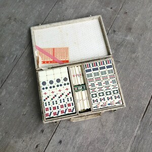 Beautiful ,vintage Chinese Japanese Mahjong Set ,mahjong Game Set ,144 ...