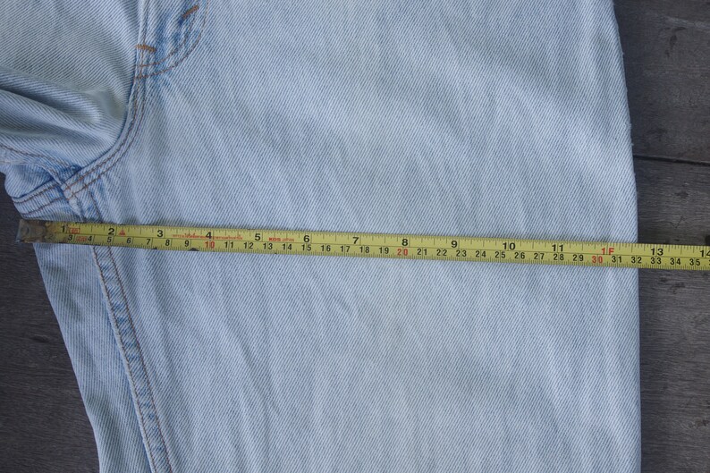 Beuatiful ,vintage 90s Levis 550 W29 W30 L30 ,levis for Women, High Waits, Levis Light Wash ...