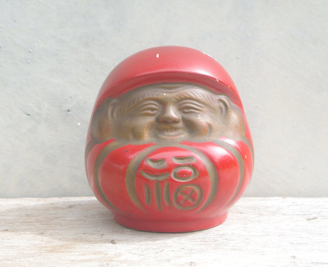 Vintage 1950s Japanische Daruma Puppe: Roter Zen Talisman aus Porzellan ...