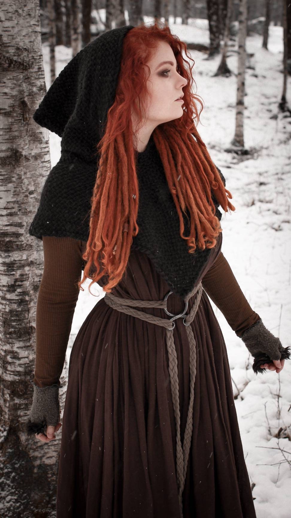 Big Handwoven Skjoldehamn Inspired Hood in Black Wool - Etsy Sweden