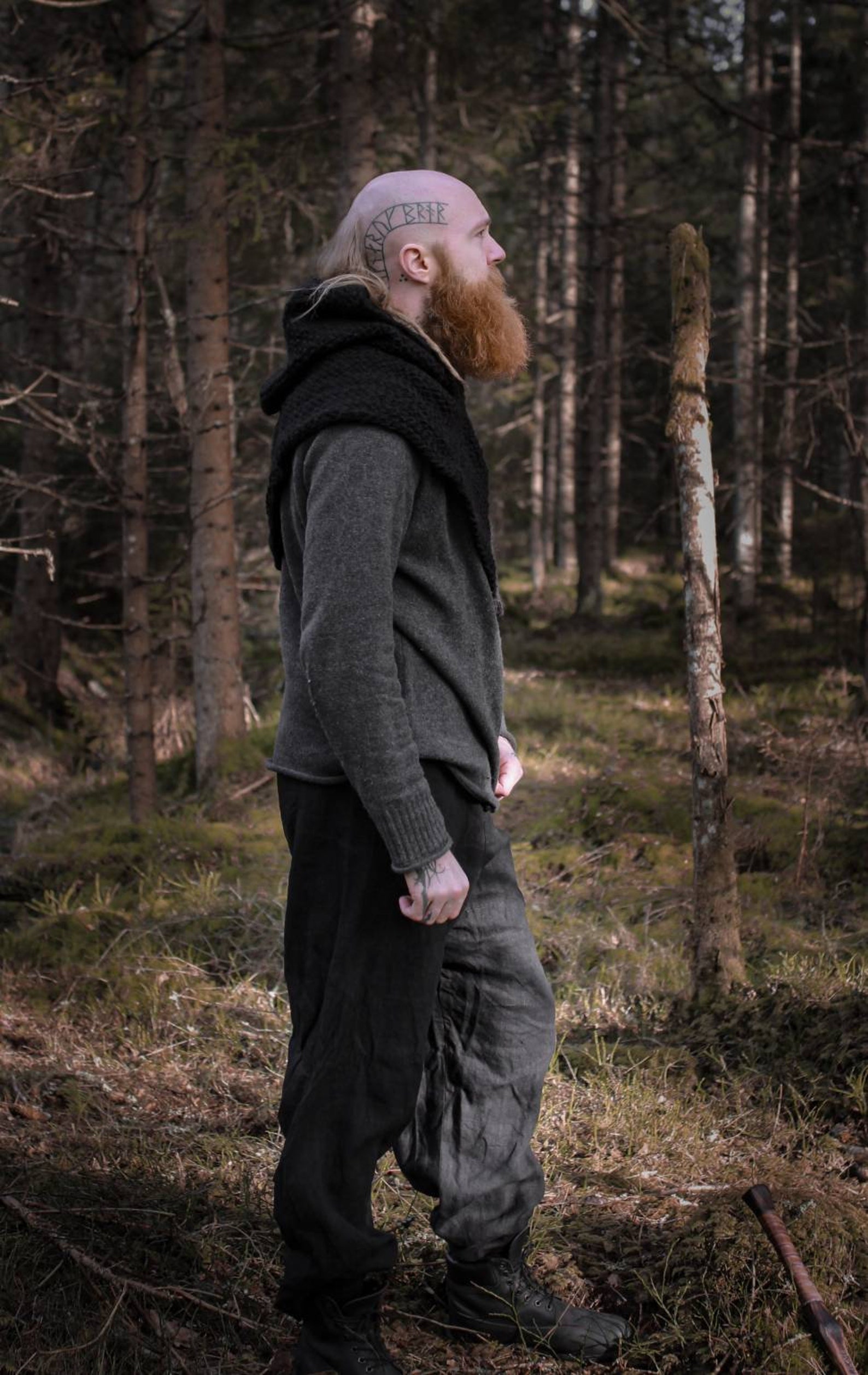 Big Handwoven Skjoldehamn Inspired Hood in Black Wool - Etsy Sweden