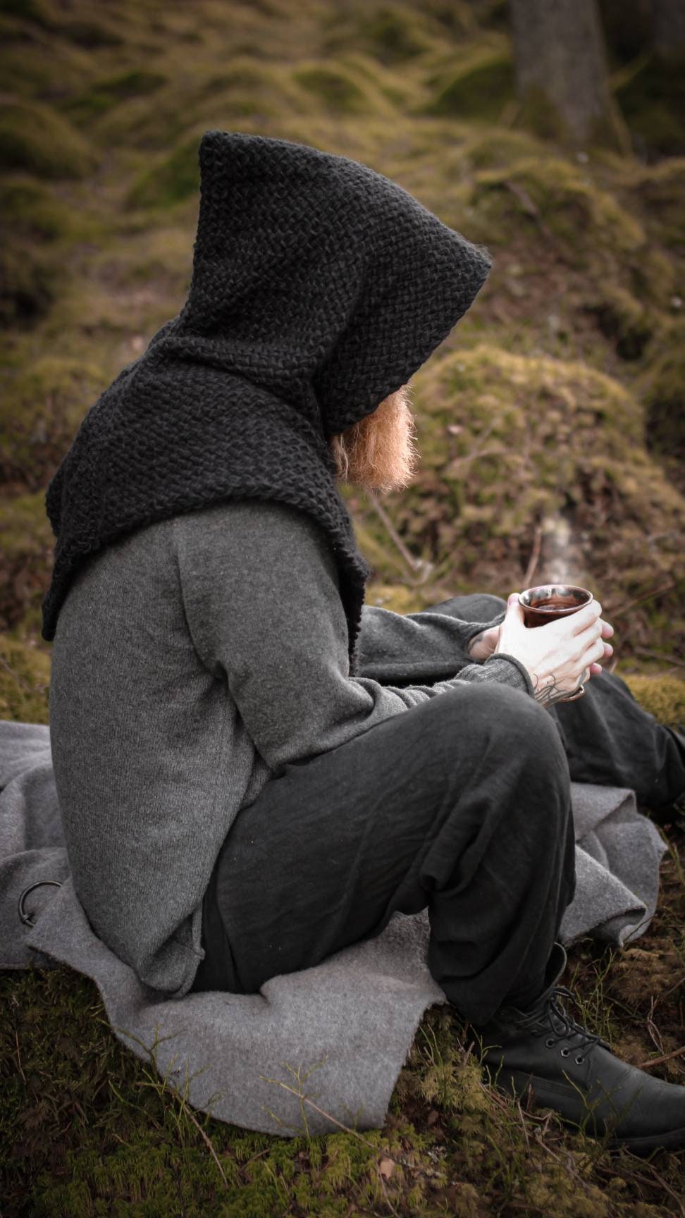 Big Handwoven Skjoldehamn Inspired Hood in Black Wool - Etsy Sweden