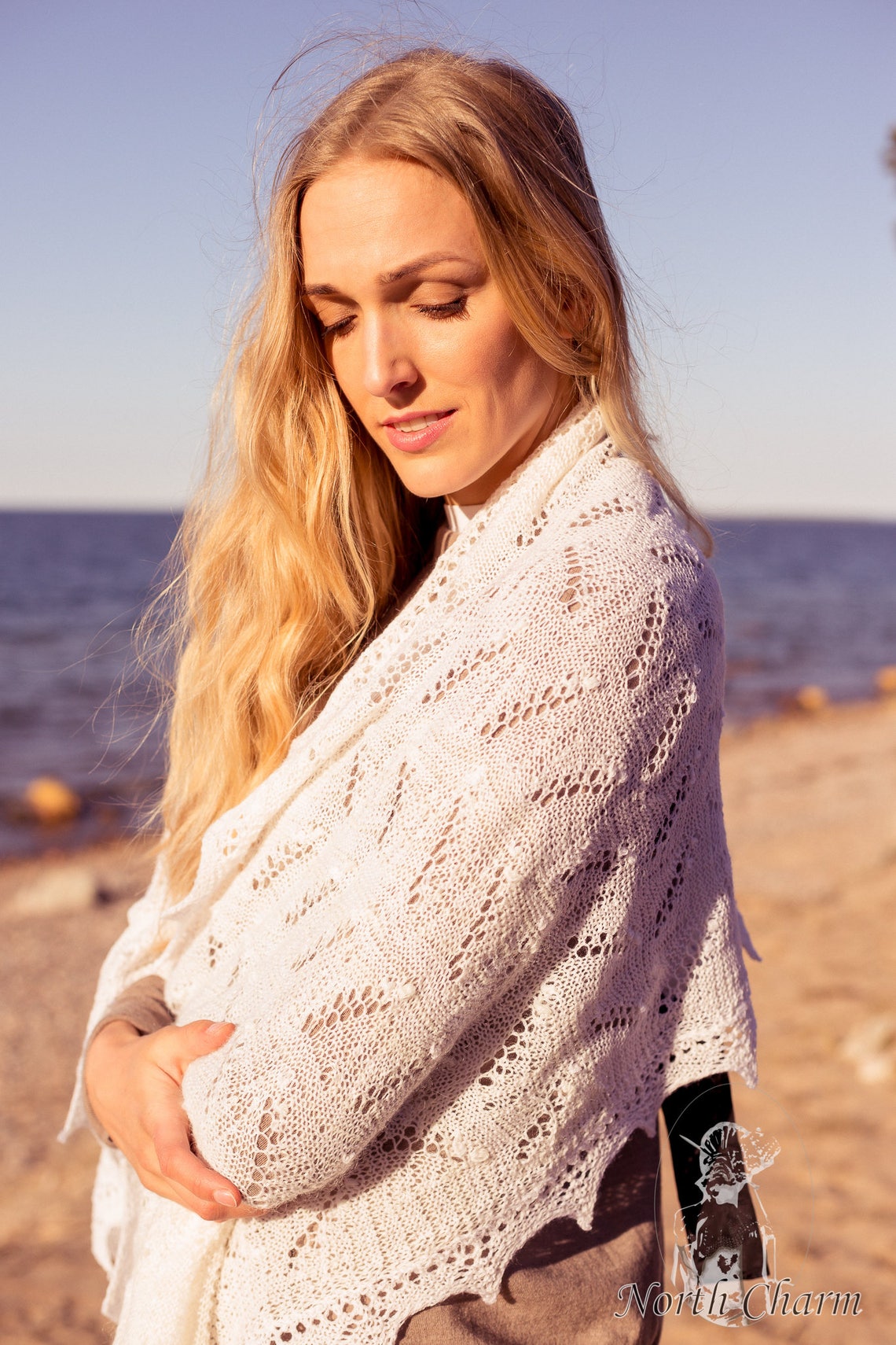 KNITTING PATTERN: White Knitted Lace Shawl / Knitted Lace Shawl Pattern ...