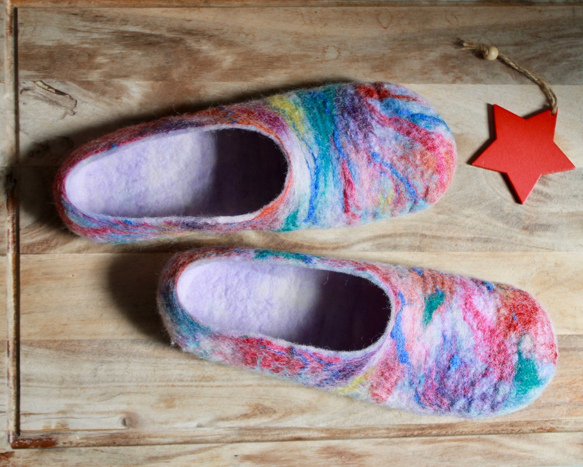 Felted Wool Slipper Tutorial How to Make a Pair of Wool | Etsy
