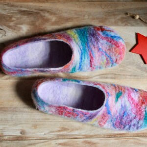 Felted Wool Slipper Tutorial - How to Make a Pair of Wool Felted ...