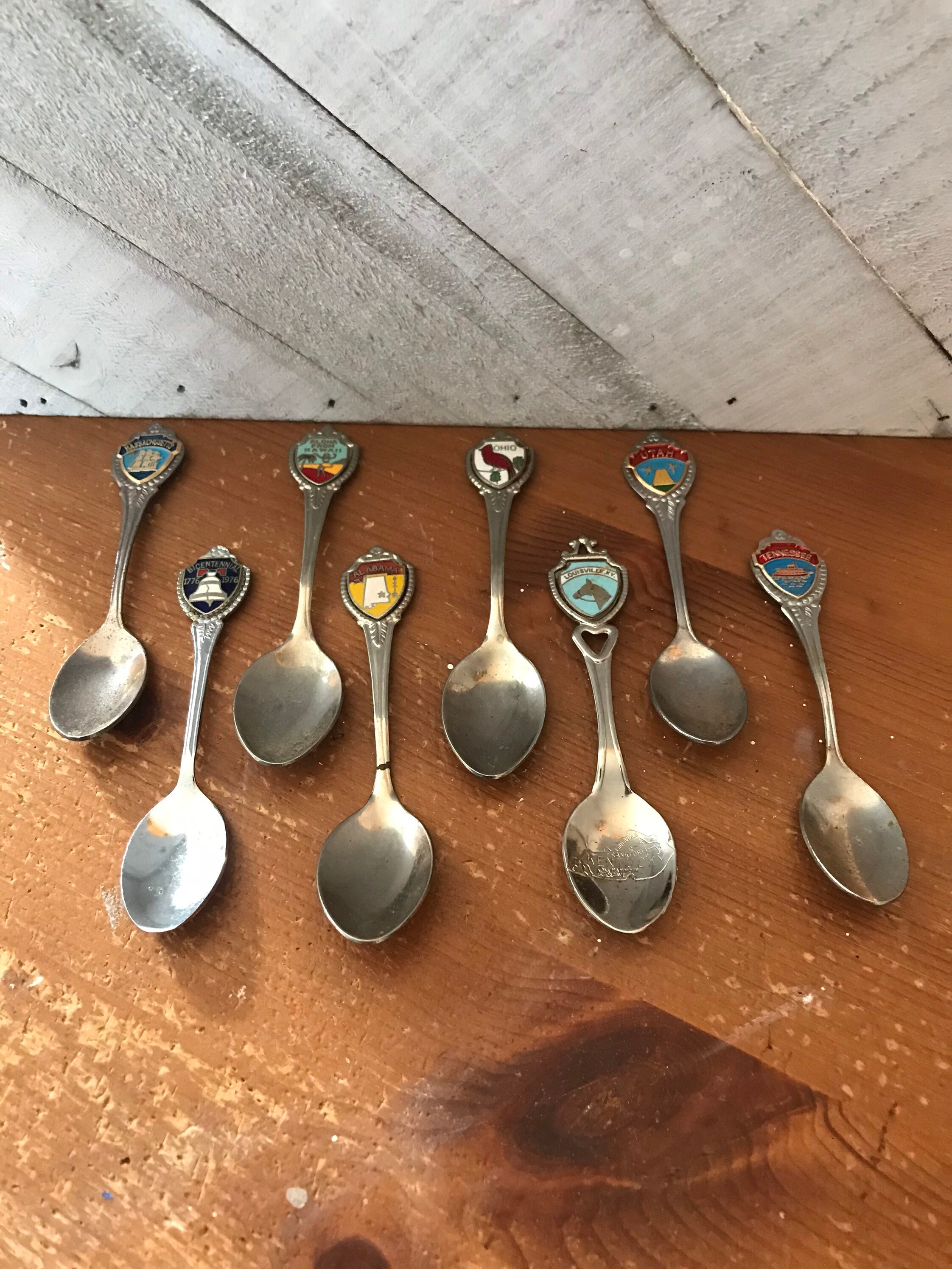 Vintage Souvenir States Spoons Set of 8 - Etsy.de
