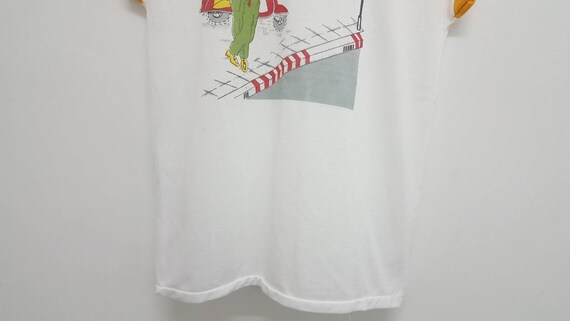 Vintage 80s MODS cult sytle graphical sleeveless ring… - Gem