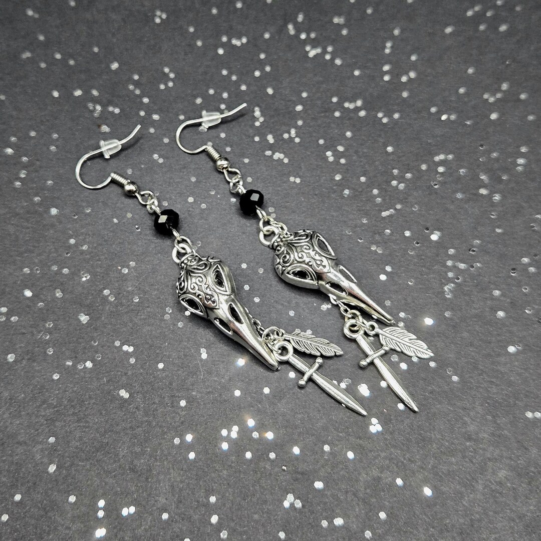 Raven Queen's Champion Earring Set - Etsy