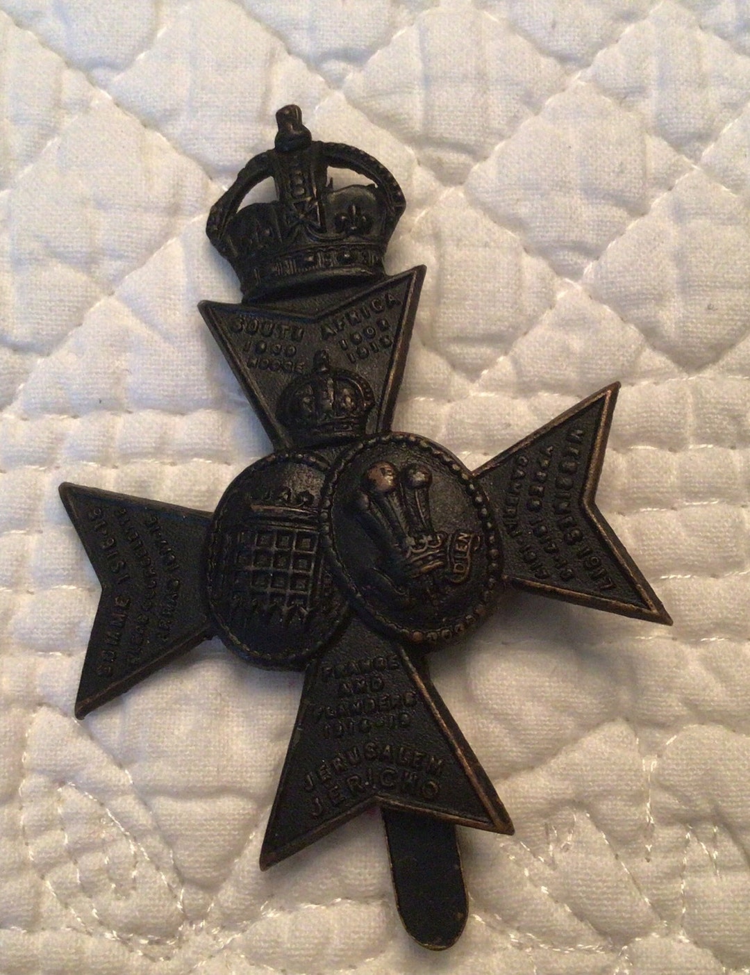 Great Britain 16th Battalion Cap Badge - Etsy