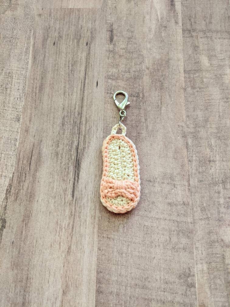 Sandal Keychain Crochet Summer Sandal Charm Beach House - Etsy