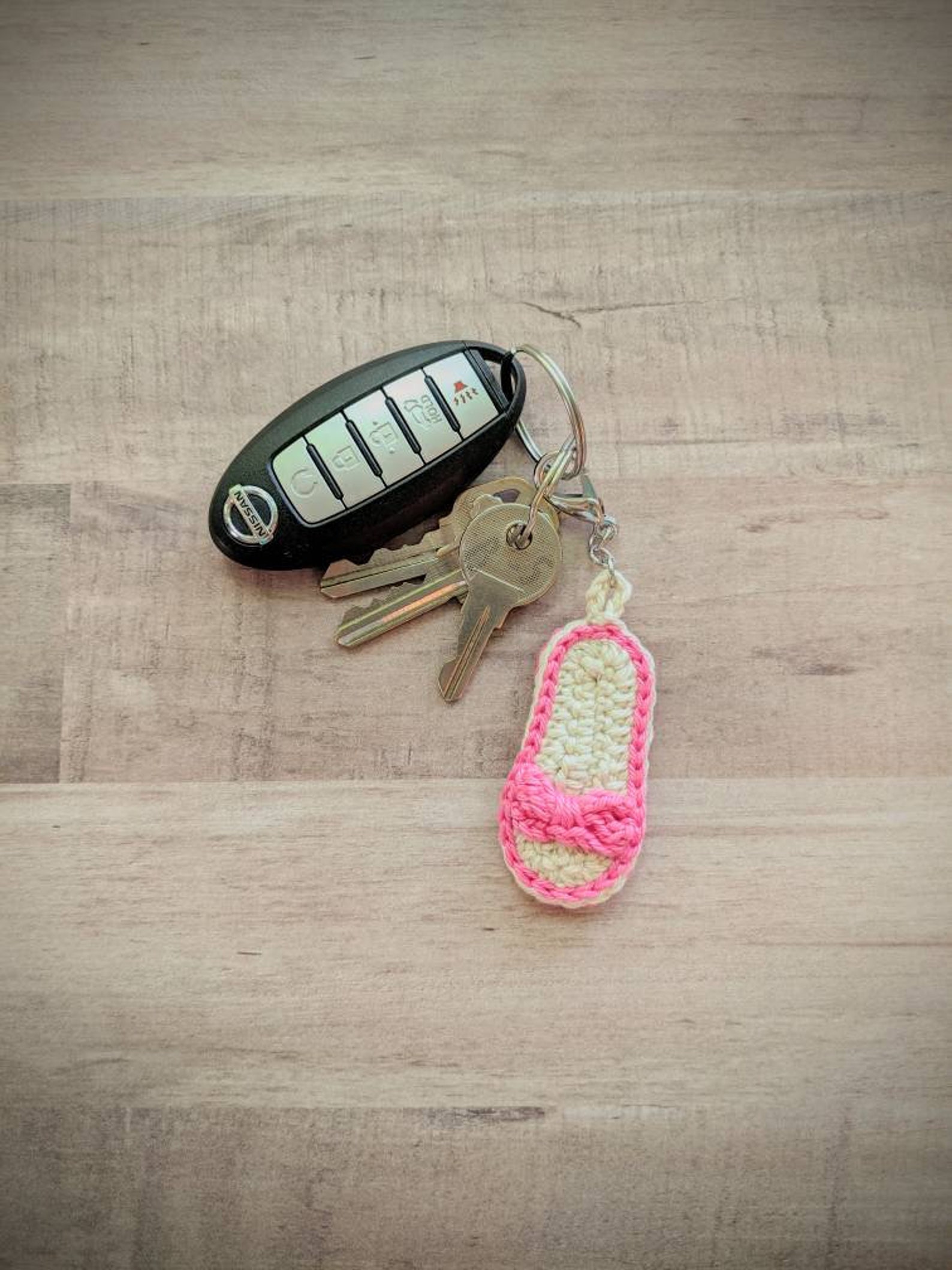 Sandal Keychain Crochet Summer Sandal Charm Beach House - Etsy