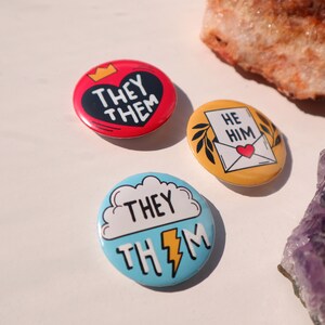 Handmade, Customisable Pronoun Badges - Pack of 3 - Etsy