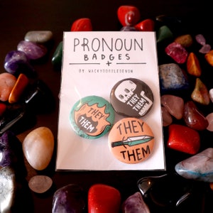 Handmade, Customisable Pronoun Badges - Pack of 3 - Etsy