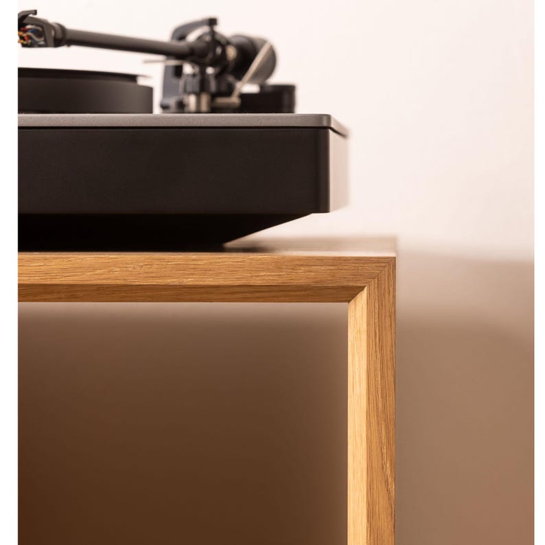 Handcrafted Solid Oak Hifi Cabinet – Adjustable Shelves for Turntable ...