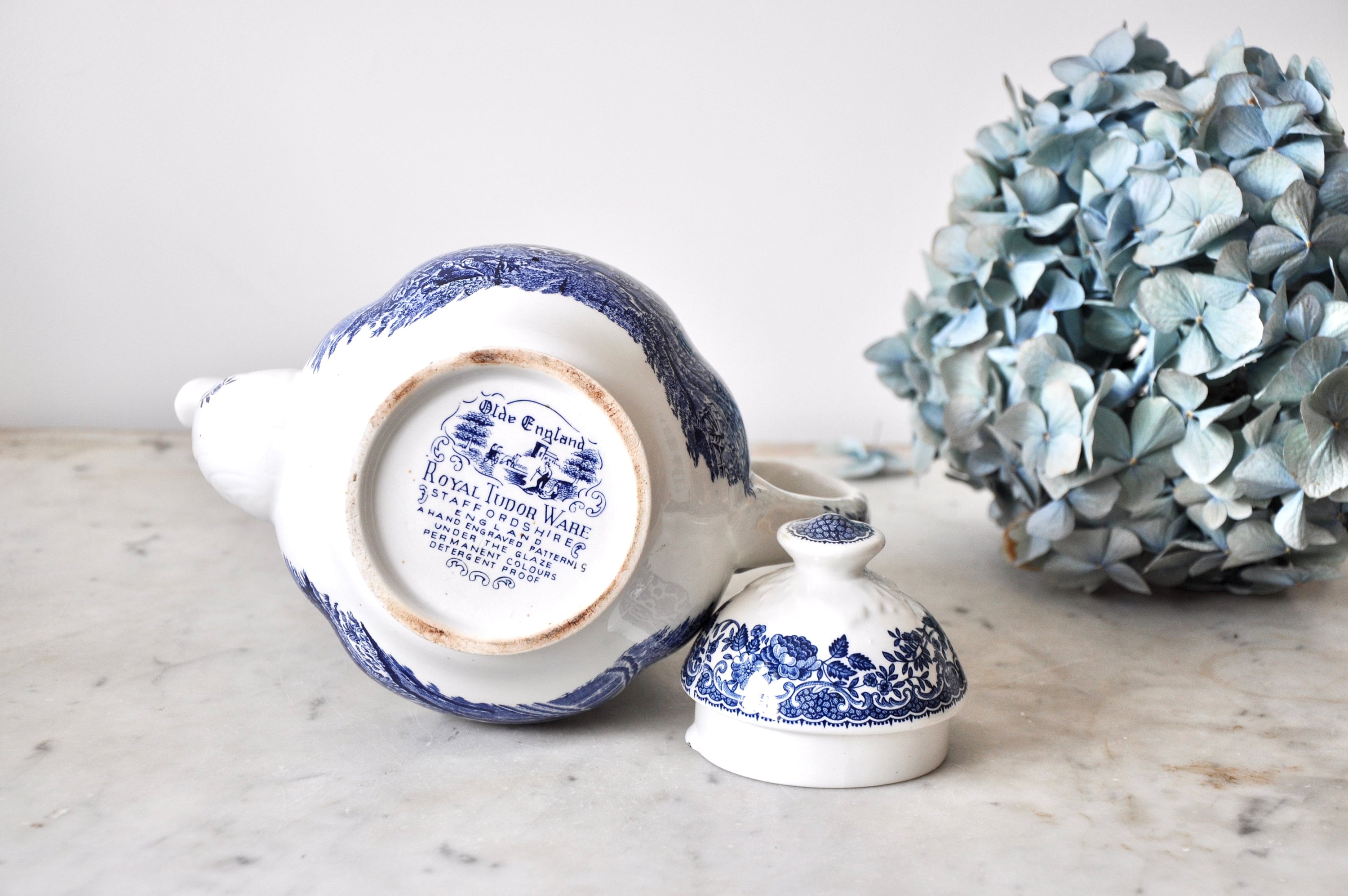 Vintage Olde England Royal Tudor Ware Staffordshire Blue and White ...