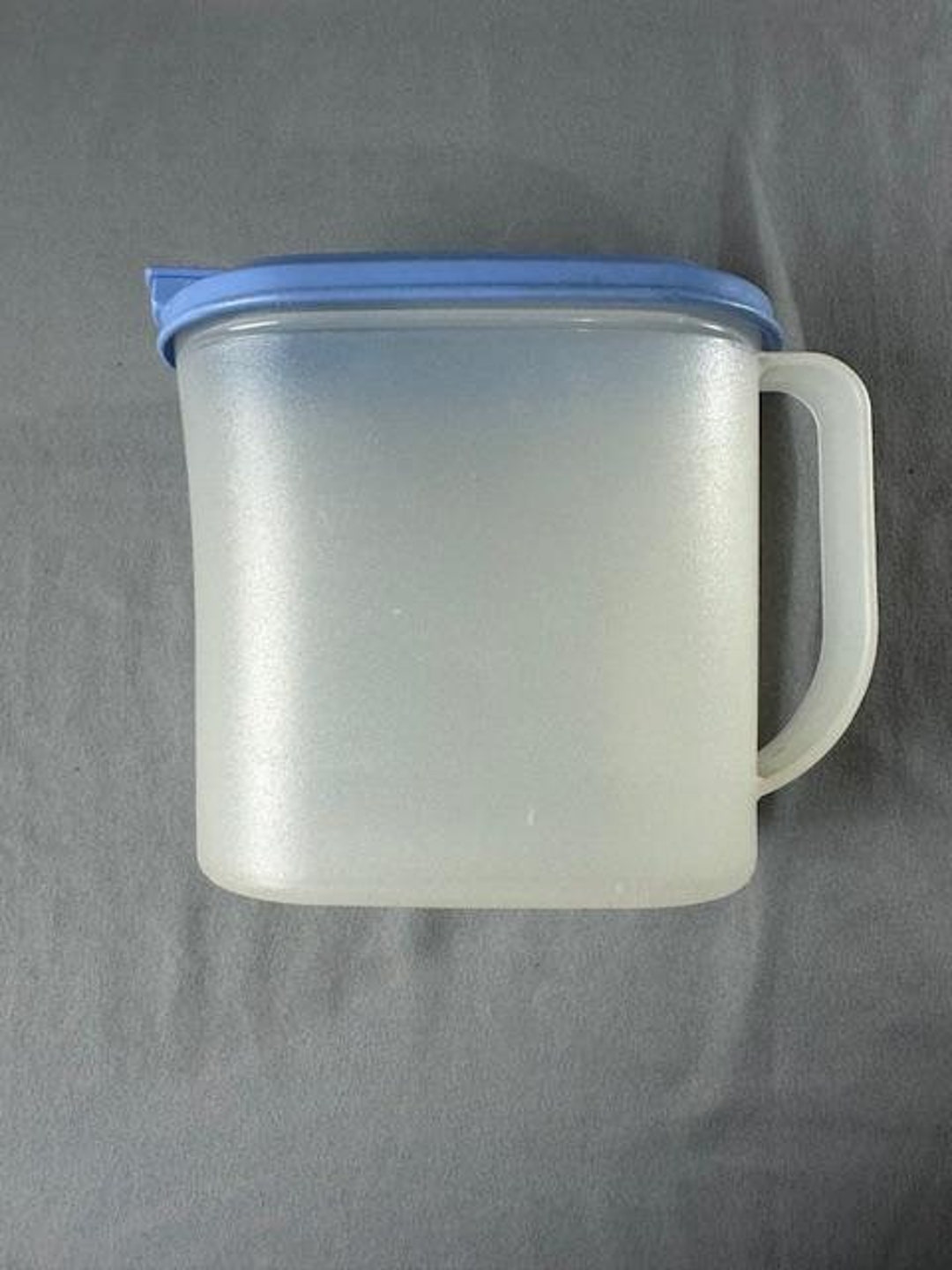 Tupperware Blue & Clear Plastic Pitcher Canister 6 1/4 High 1 Quart - Etsy