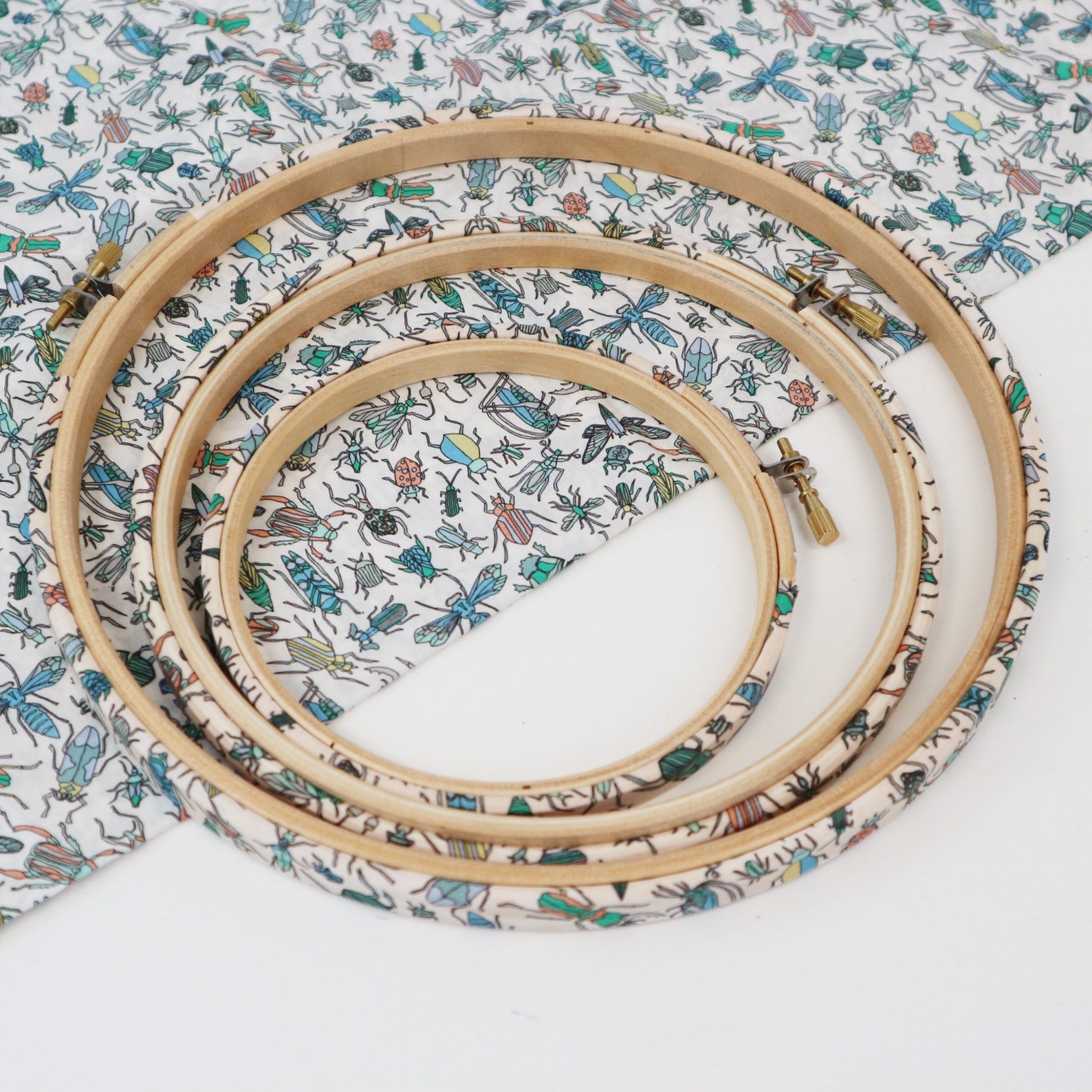 Medium Embroidery Hoops. Size 6 9 Inch Liberty's Fabric - Etsy
