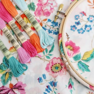 Small Embroidery Hoops. 3 to 5 Inch Hoops. Colourful Summer Floral's ...
