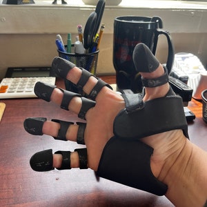 Edward Elric Automail Hand and Forearm TEMPLATE - Etsy