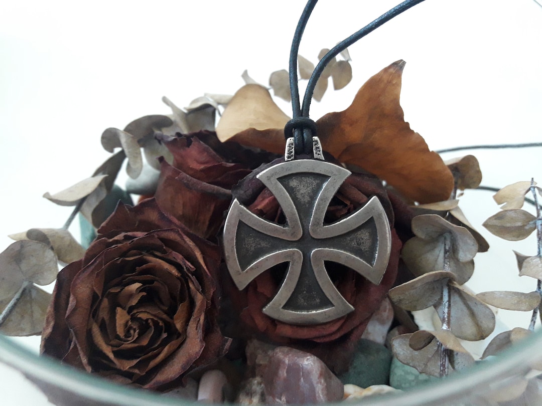 Templar Cross Leather Necklace,templar Knights Sign Symbol Keychain ...
