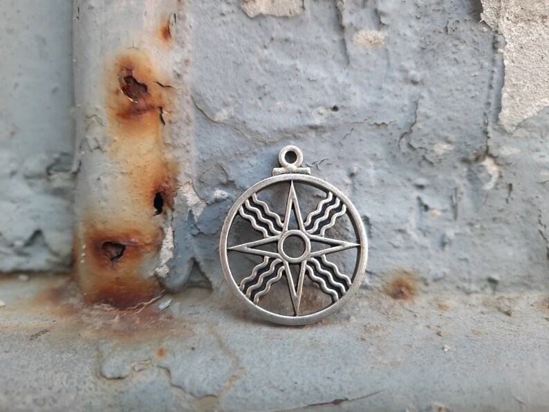 Seal of Shamash Symbol Pendant,ancient Assyrian Mesopotamian Sun God ...