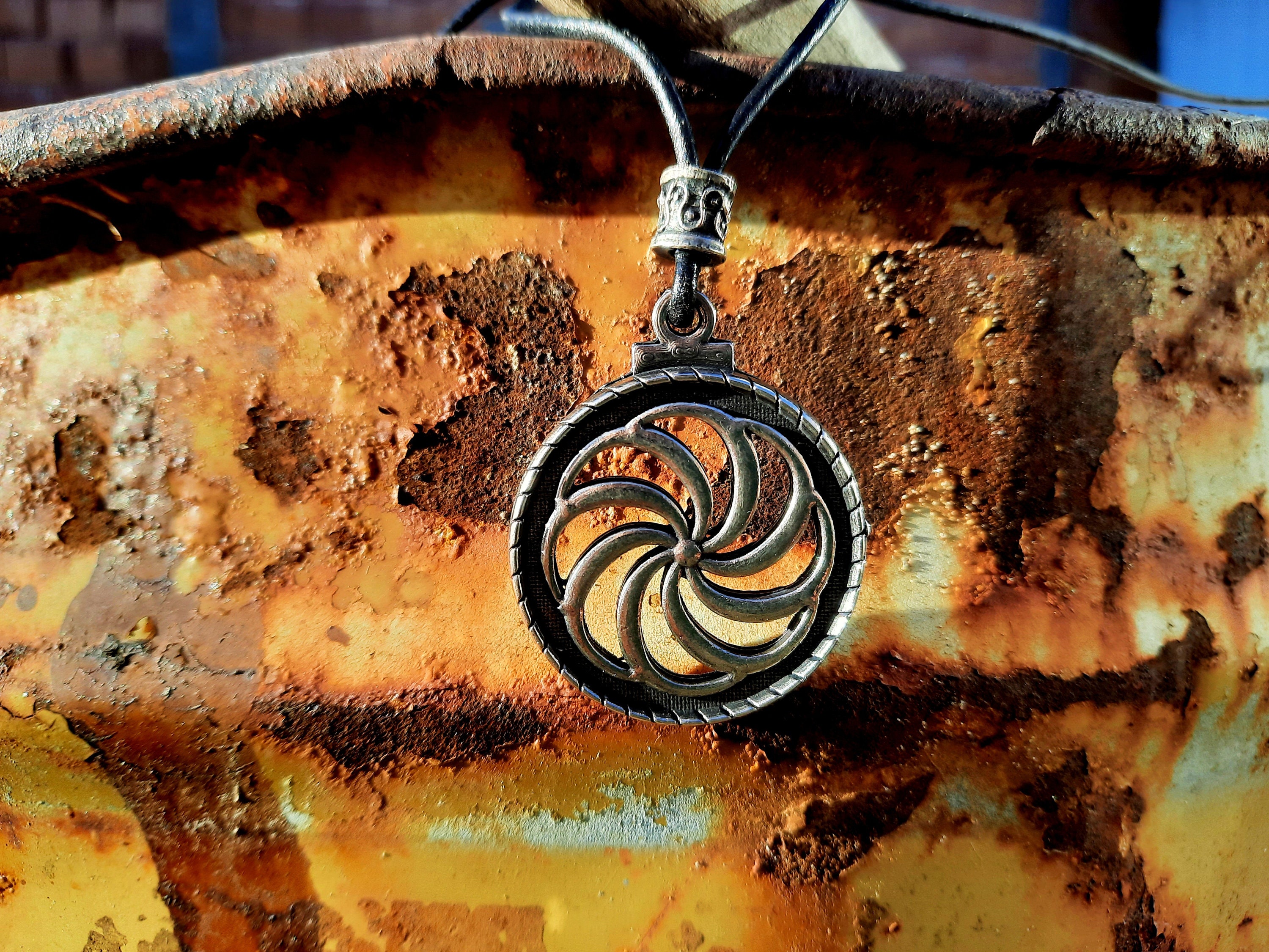 Armenian Eternity Sign Leather Necklacearevakhach Symbol - Etsy