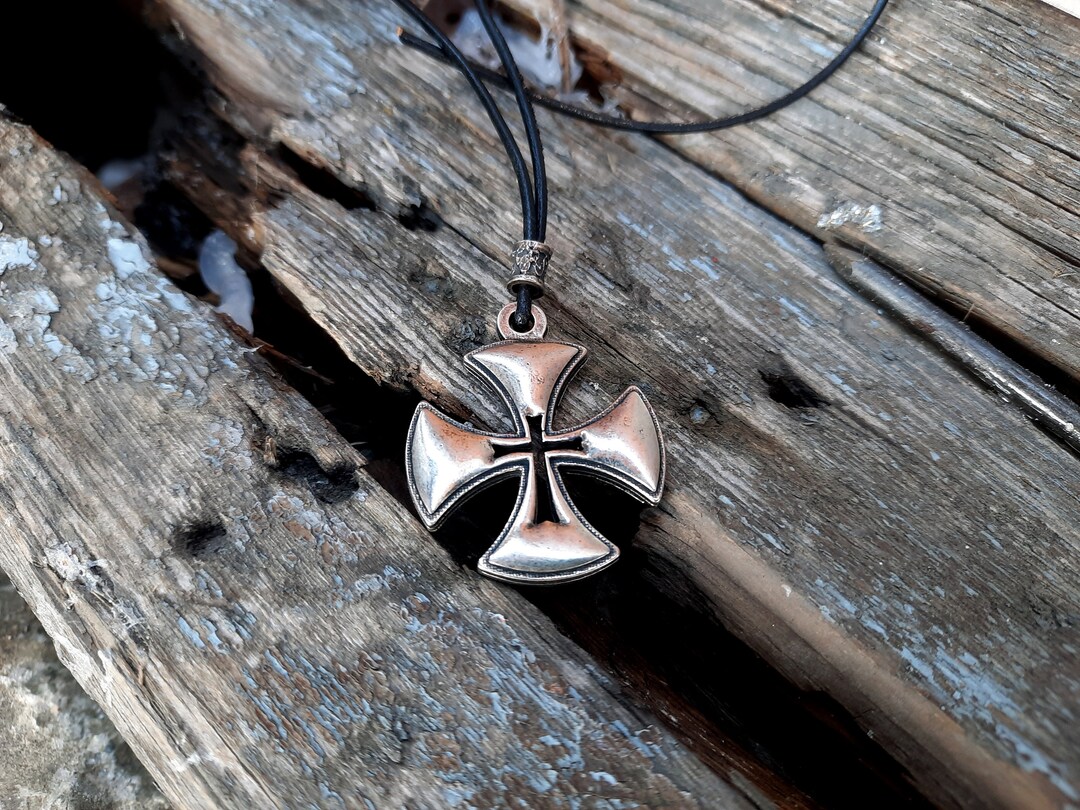 Templar Cross Leather Necklace,cross Pattée,cross Patty,christian Cross ...