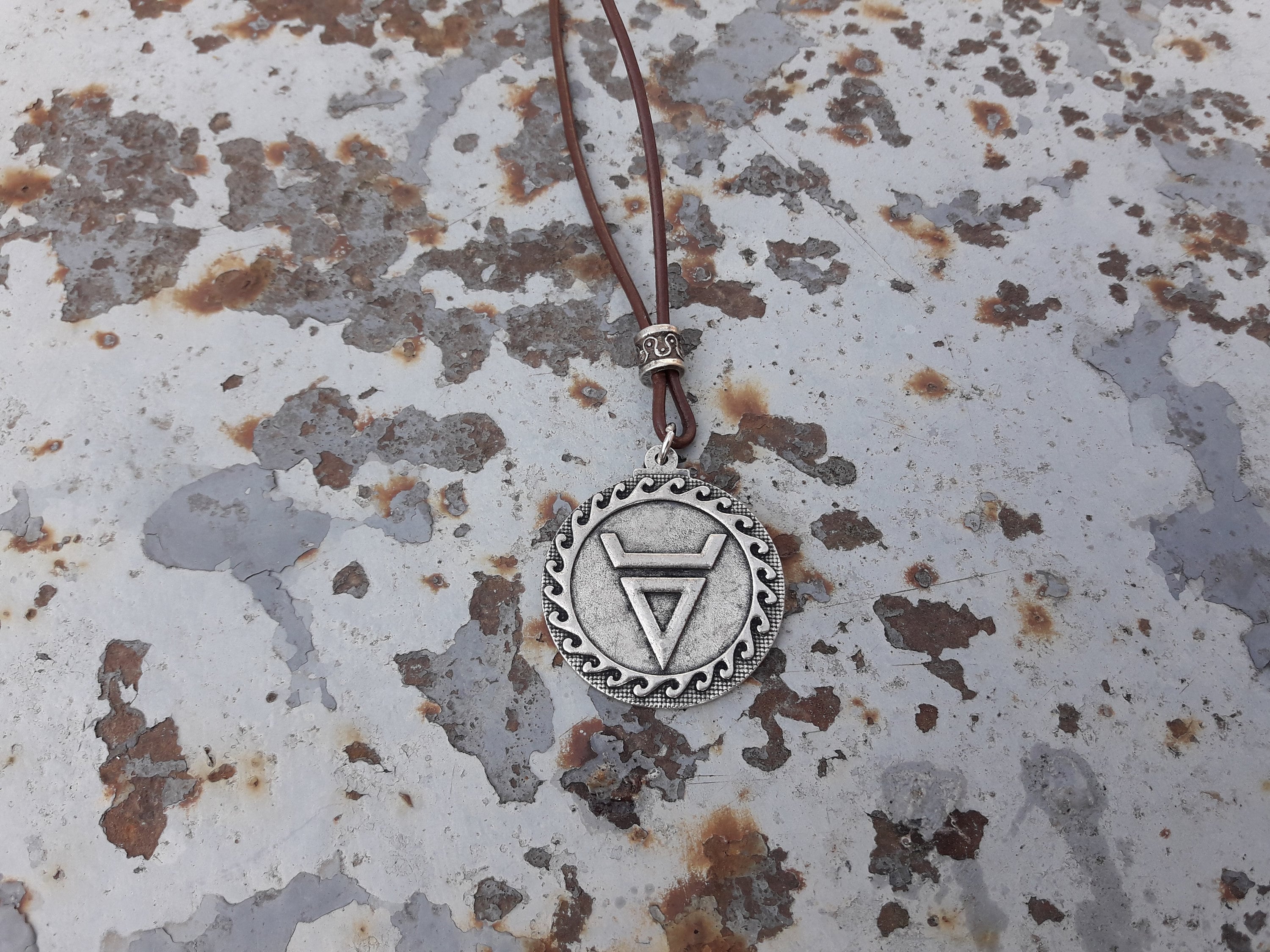 Veles Slavic God Symbol Necklace,god of Land,water,volos God Sign ...