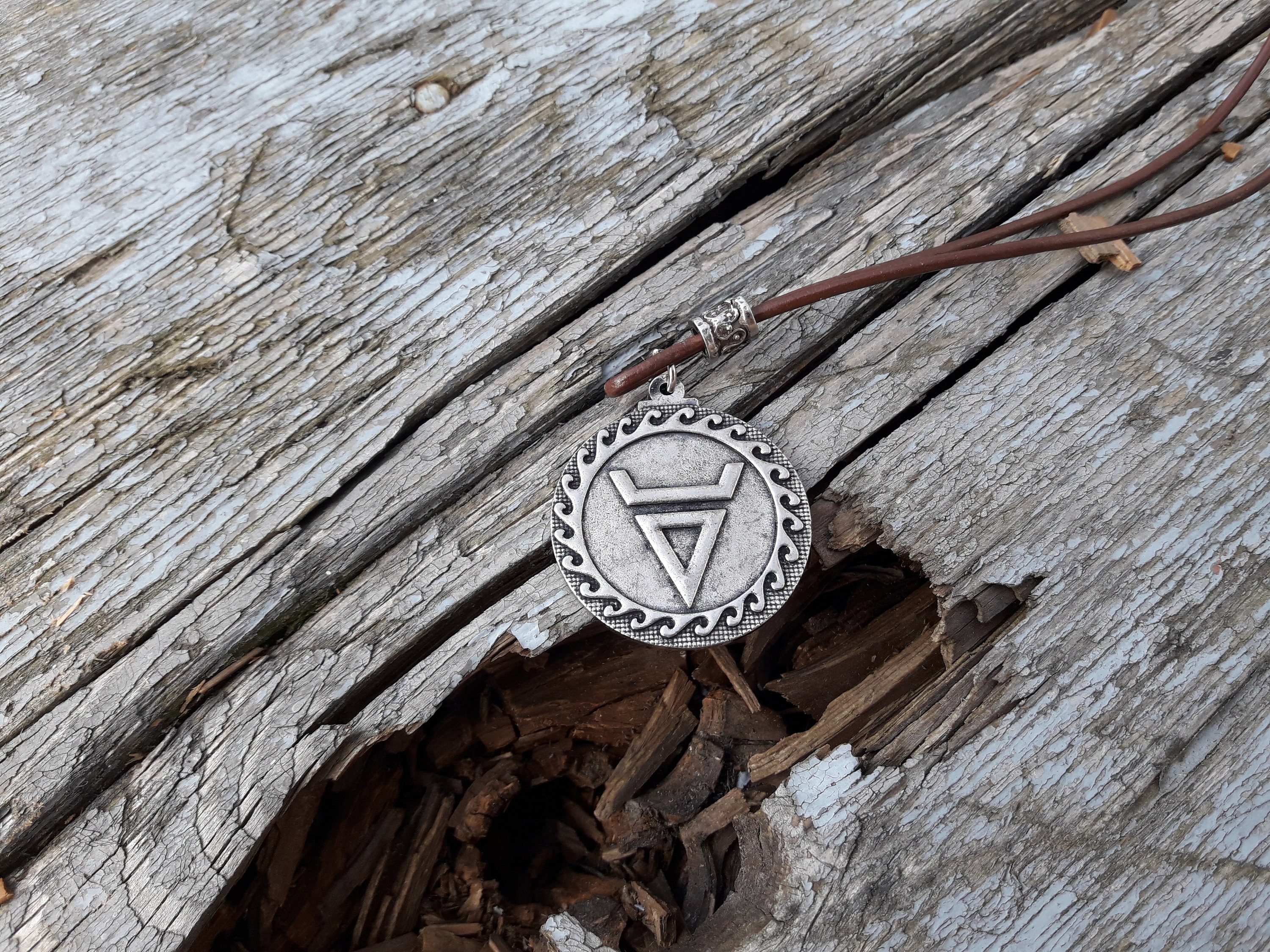 Veles Slavic God Symbol Necklace,god of Land,water,volos God Sign ...