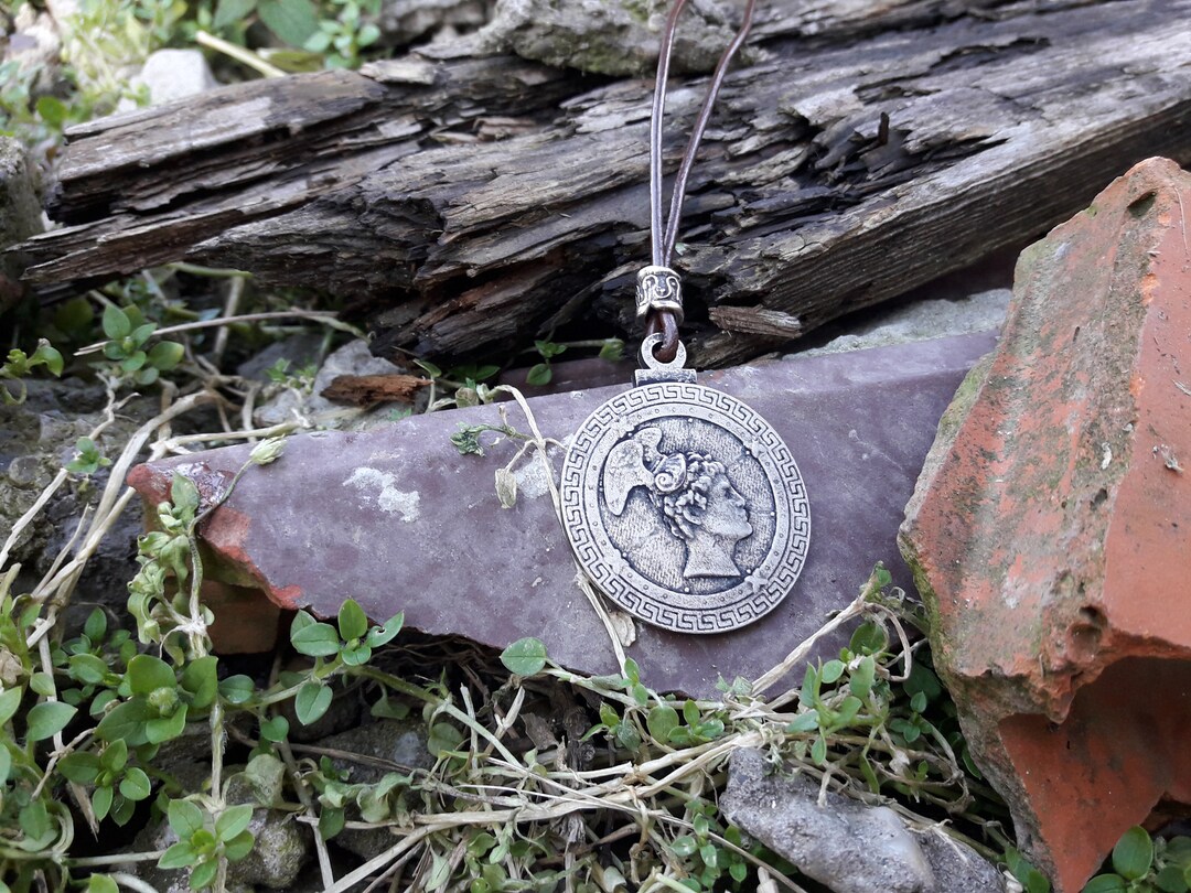 Perseus Greek Mythological Heroes Necklace,slayer of Gorgon Medusa ...