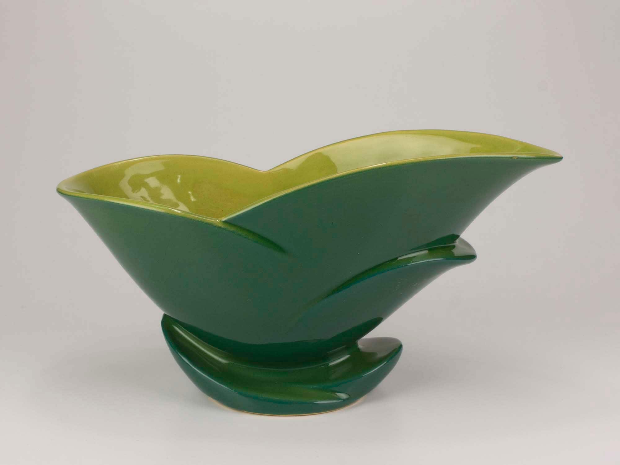 Roseville Pottery Mayfair Boat, Shape 1010-10, Forest Green - Etsy