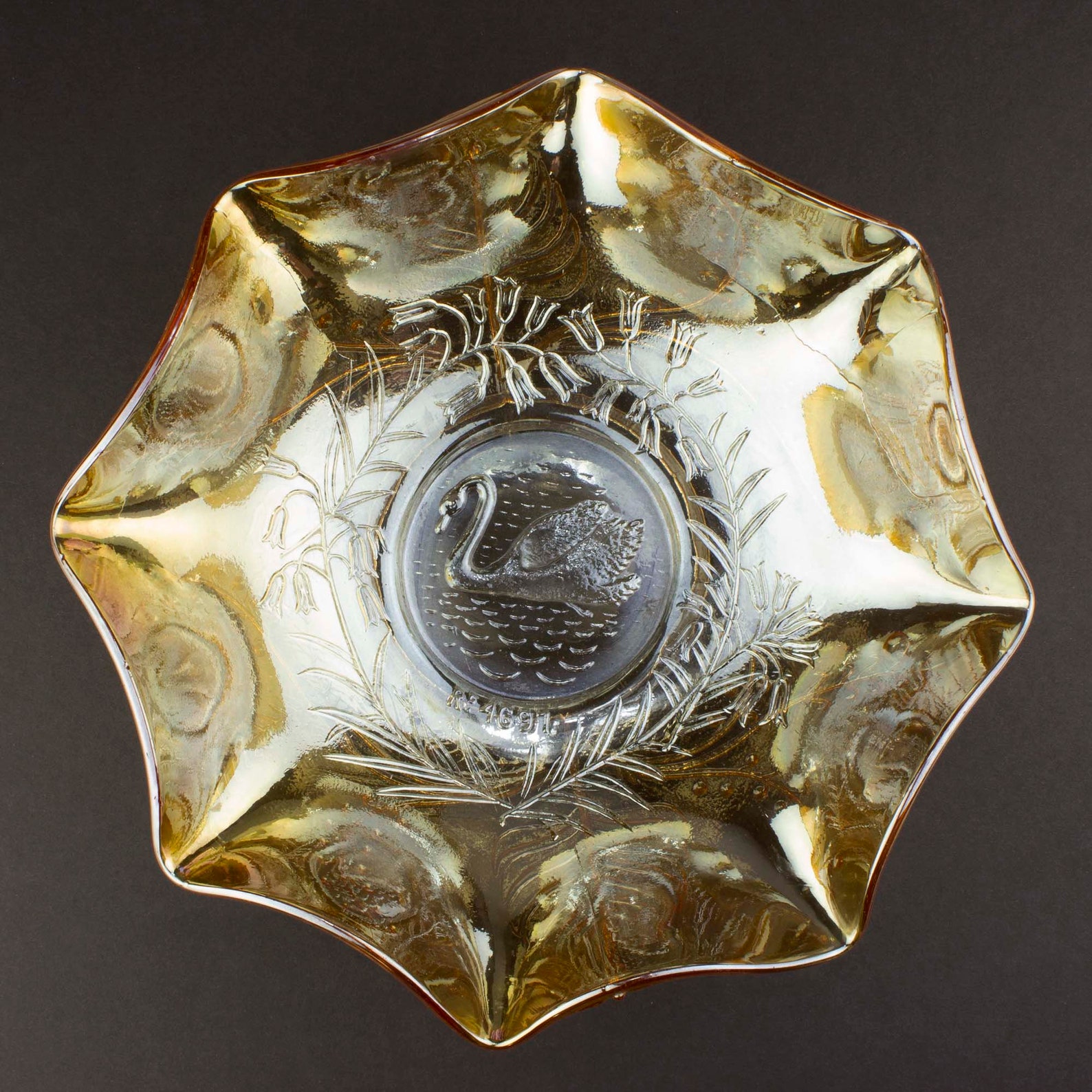 Crown Crystal Australian Carnival Glass Swan Ruffled Bowl - Etsy New ...