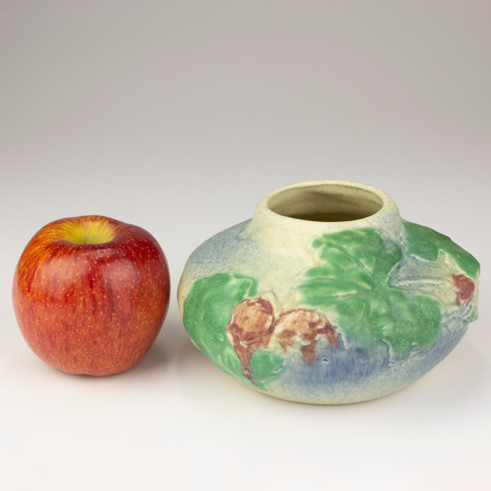 Attributed to Weller, Unique Pottery Vase With Molded Red Geraniums - Etsy