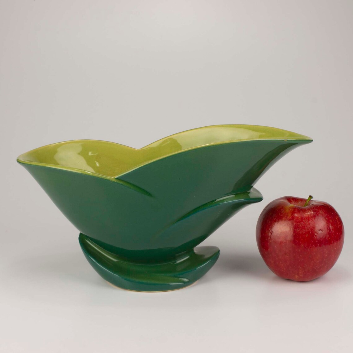 Roseville Pottery Mayfair Boat, Shape 1010-10, Forest Green - Etsy