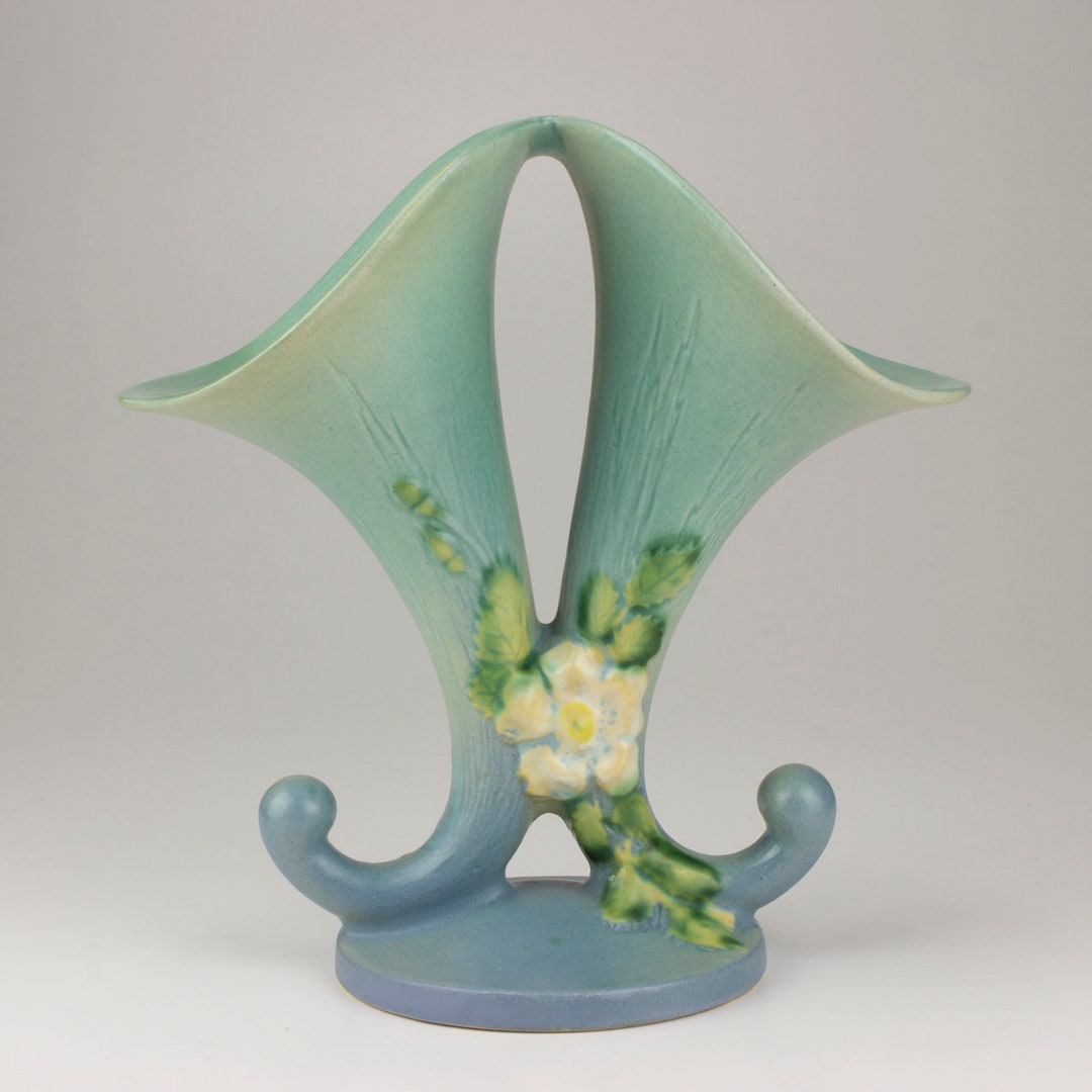 Roseville Vintage Pottery White Rose Double Cornucopia, Shape 145-8 ...