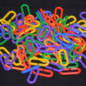 100pcs Plastic C Clips Hook Chain C Links Sugar Glider Rat Parrot Bird ...