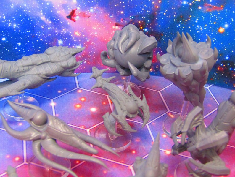 13pc Oq'uiar the Many Bioship Fleet Space War - Etsy