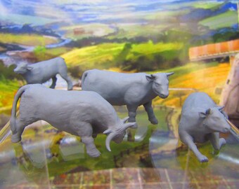 Role Playing Miniatures 4pc Cows Cattle Farm Animals LIvestock Mini ...