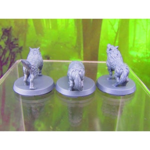 3pc Wolfpack Wolves Set Mini Miniatures 3D Printed Resin Model Figure ...