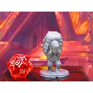 Alien Scrap Collector Traveling Merchant Mini Miniature Model Character ...