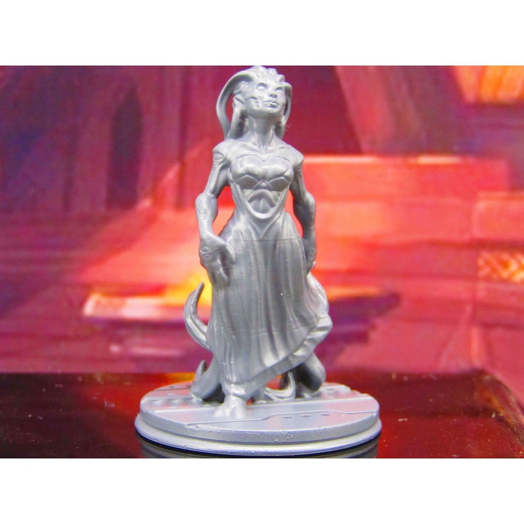 Kathia Alien Female Beauty Queen Mini Miniature Model Character Figure ...