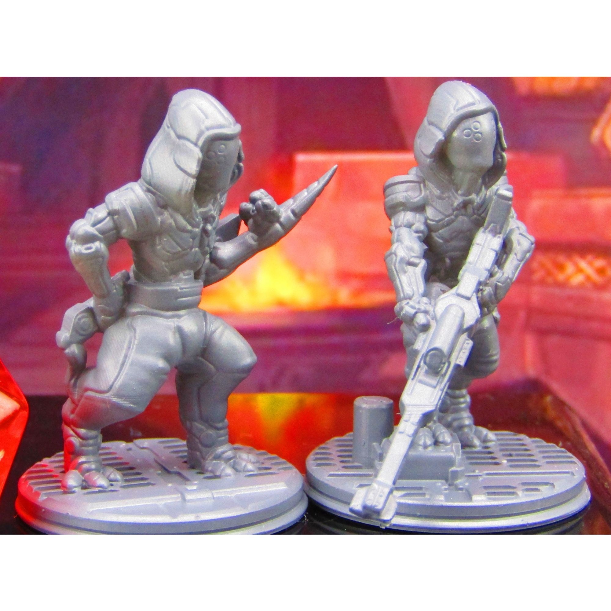 Alien Assassin Mercenary Stalker Mini Miniature Model Character Figure ...