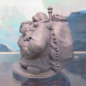Dwarven Santa Claus Dwarf Christmas Mini Miniature Figure 3D | Etsy