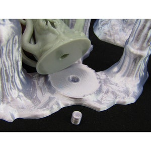 Wet Cavern Stalagmite Stalactite Set W/ Roper Monster Scatter Terrain ...