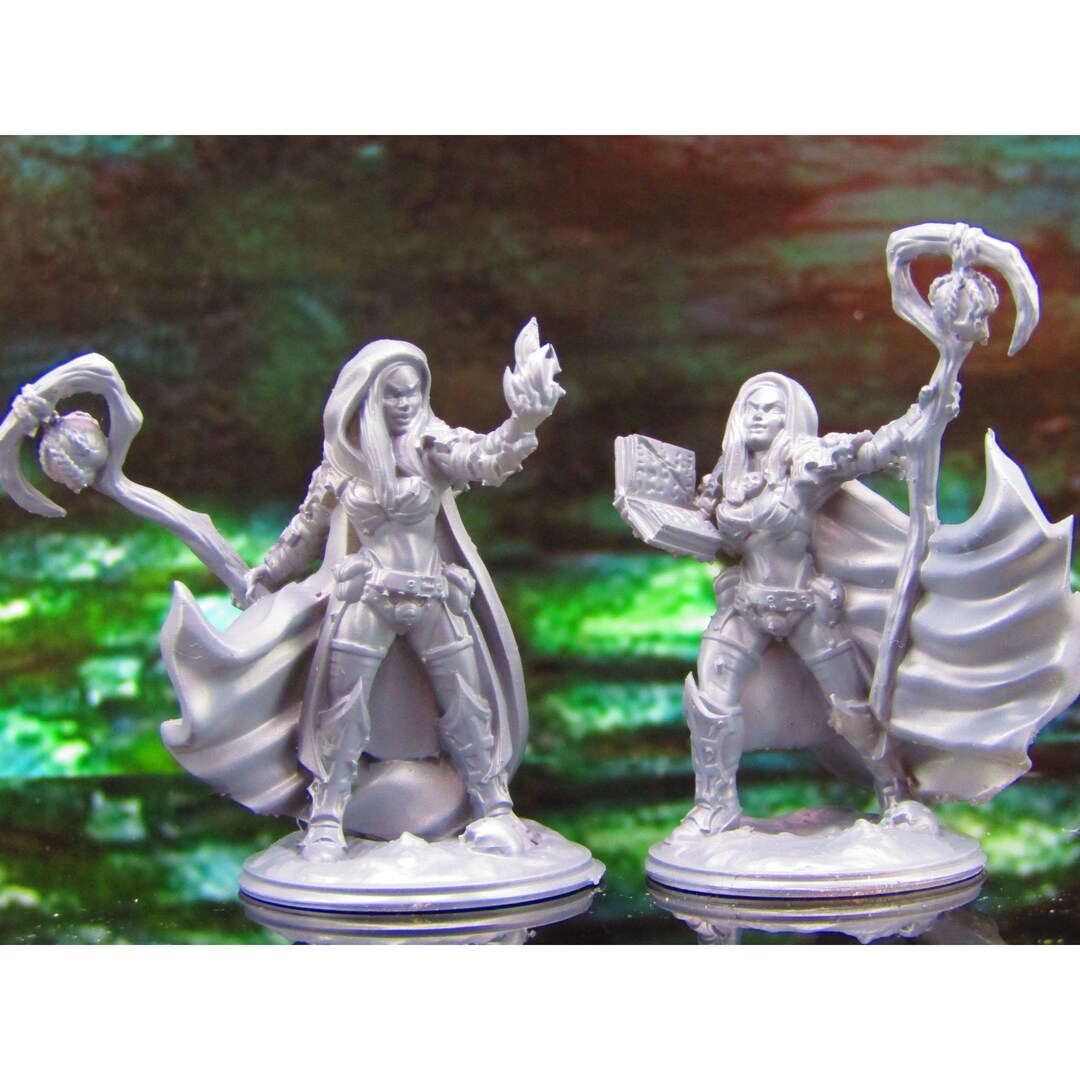 Female Necromancer Pair Mini Miniature Model Character Figure 28mm/32mm ...